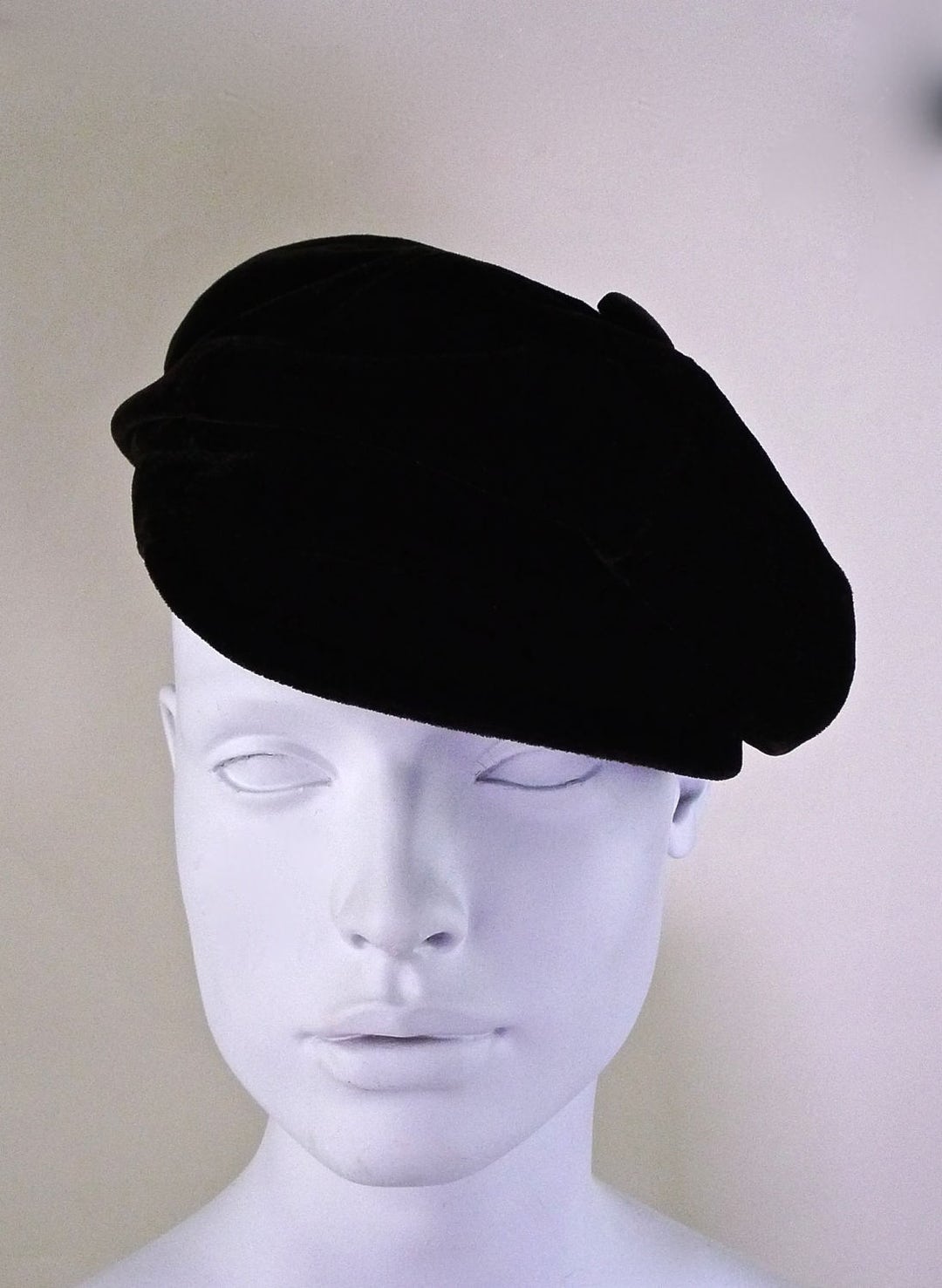 Gorra de boina Brown Velvet Slouch con Jewel Side Vintage - Etsy España
