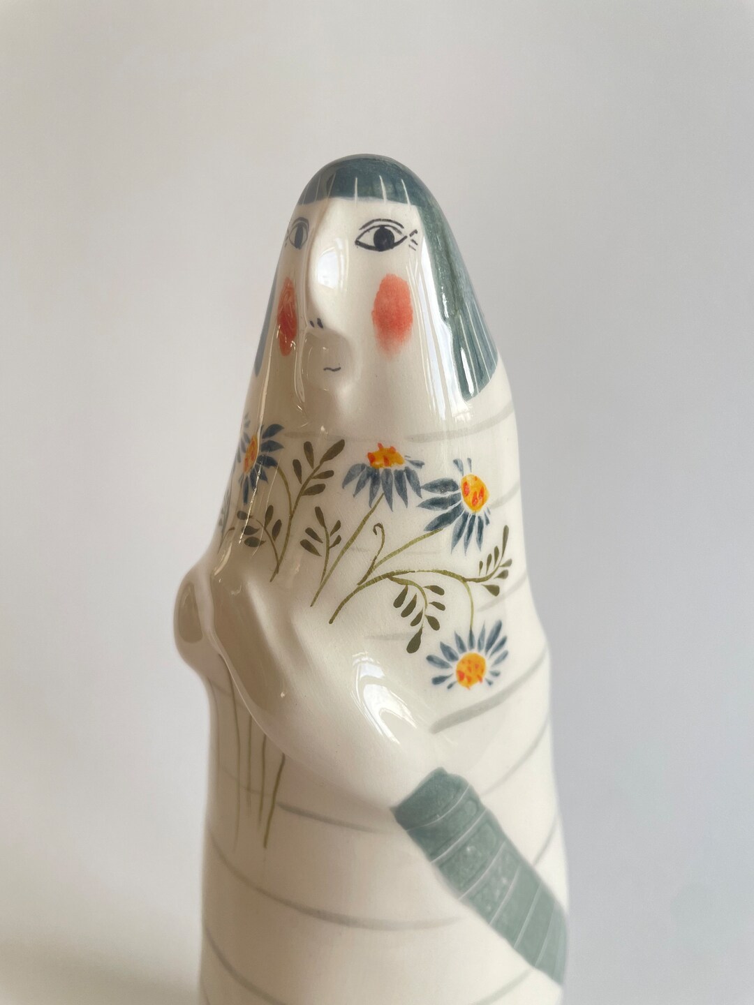 Lady Vase With Bunch of Flowers - Etsy
