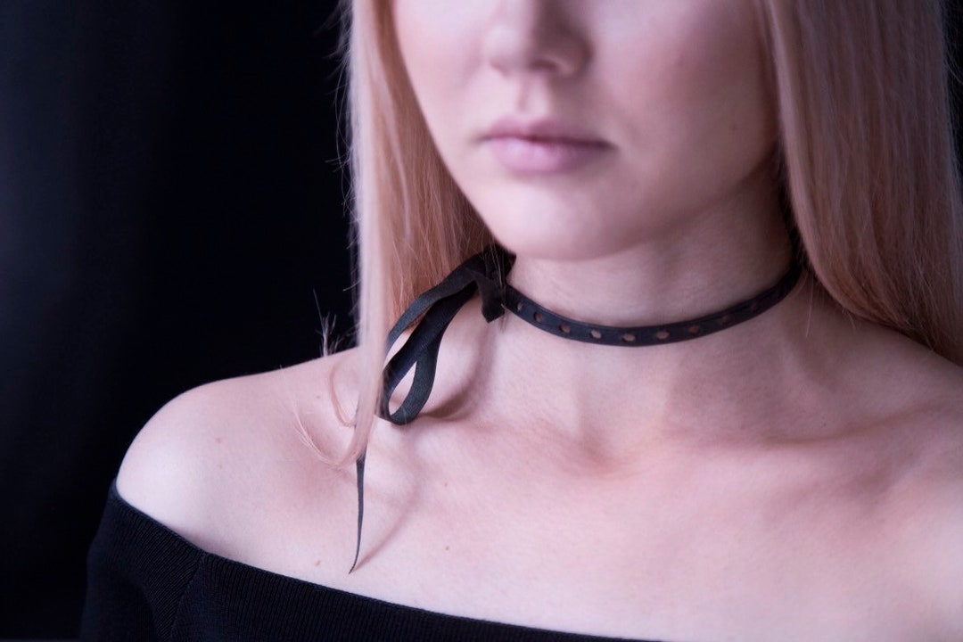 Leather Chocker Neclace - Etsy