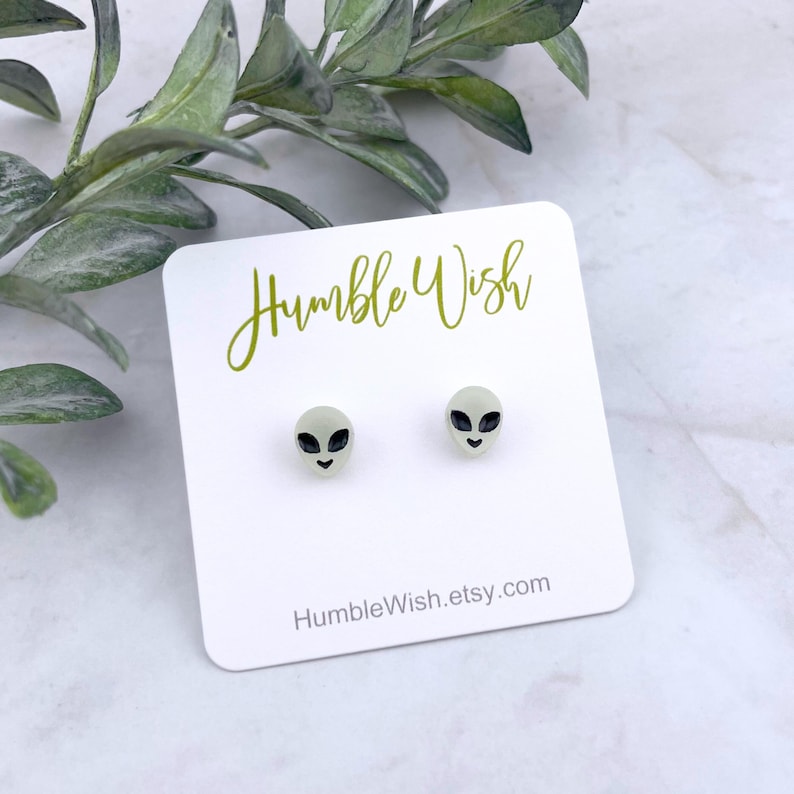 Halloween Alien Martian Face Glow in the Dark Stud Earrings Small ...