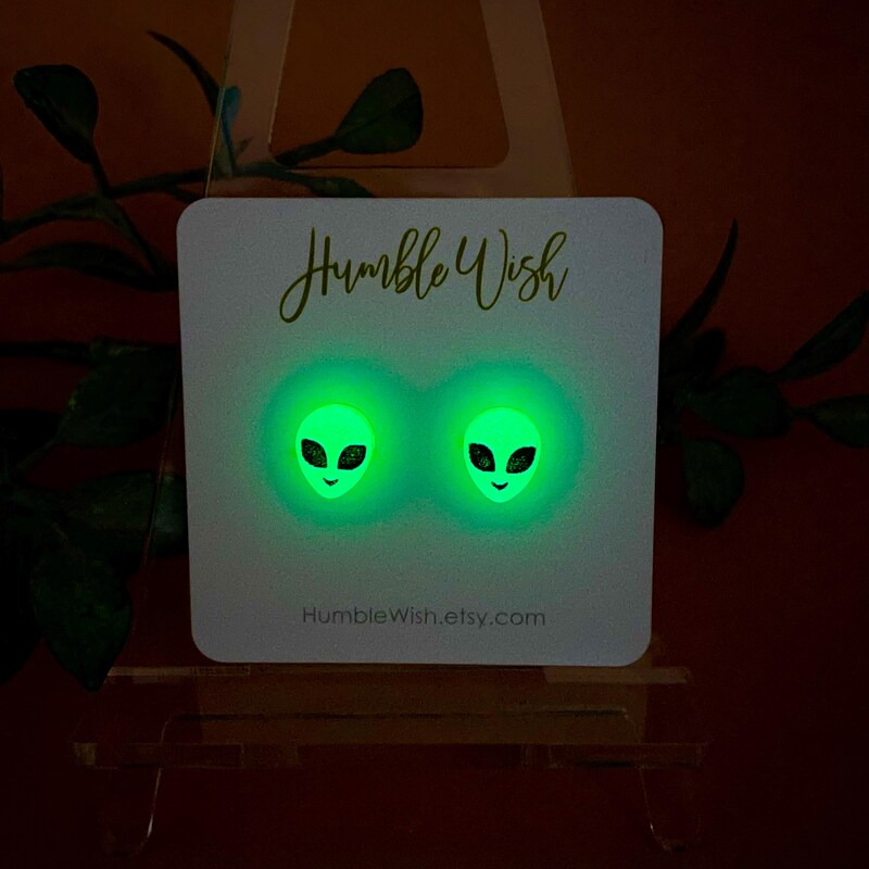 Aliens Jewelry - Etsy