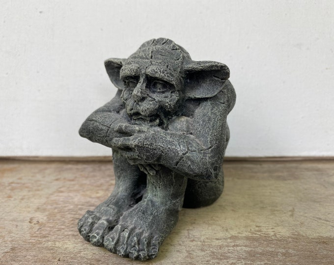 1996 U.D.C Resin Gargoyle Figure Signed by Artist, Seated Gray Gargoyle ...