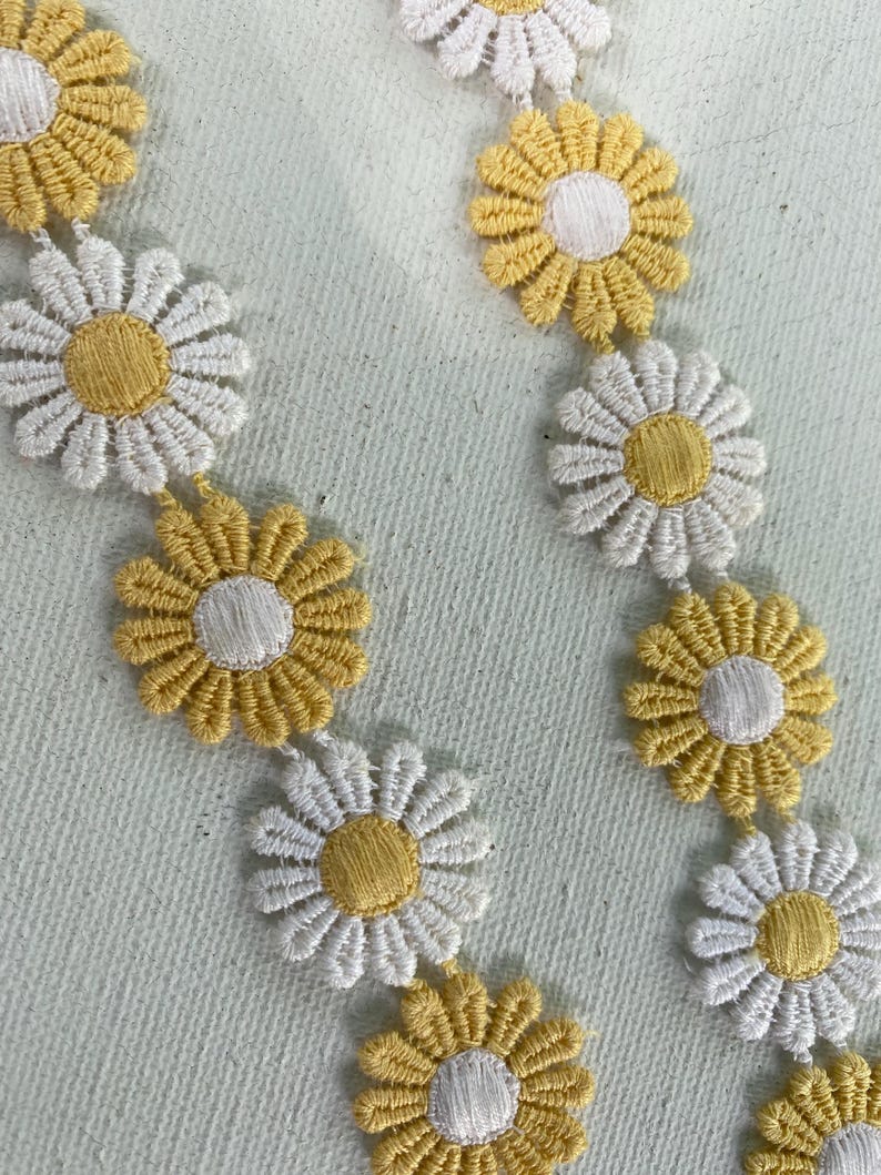 70's Vintage Daisy Sewing Trim, White and Yellow Daisies, Lot of 4 ...