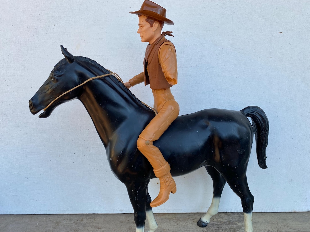 Vintage Thunderbolt Johnny West Horse Action Figurine, Johnny West With ...