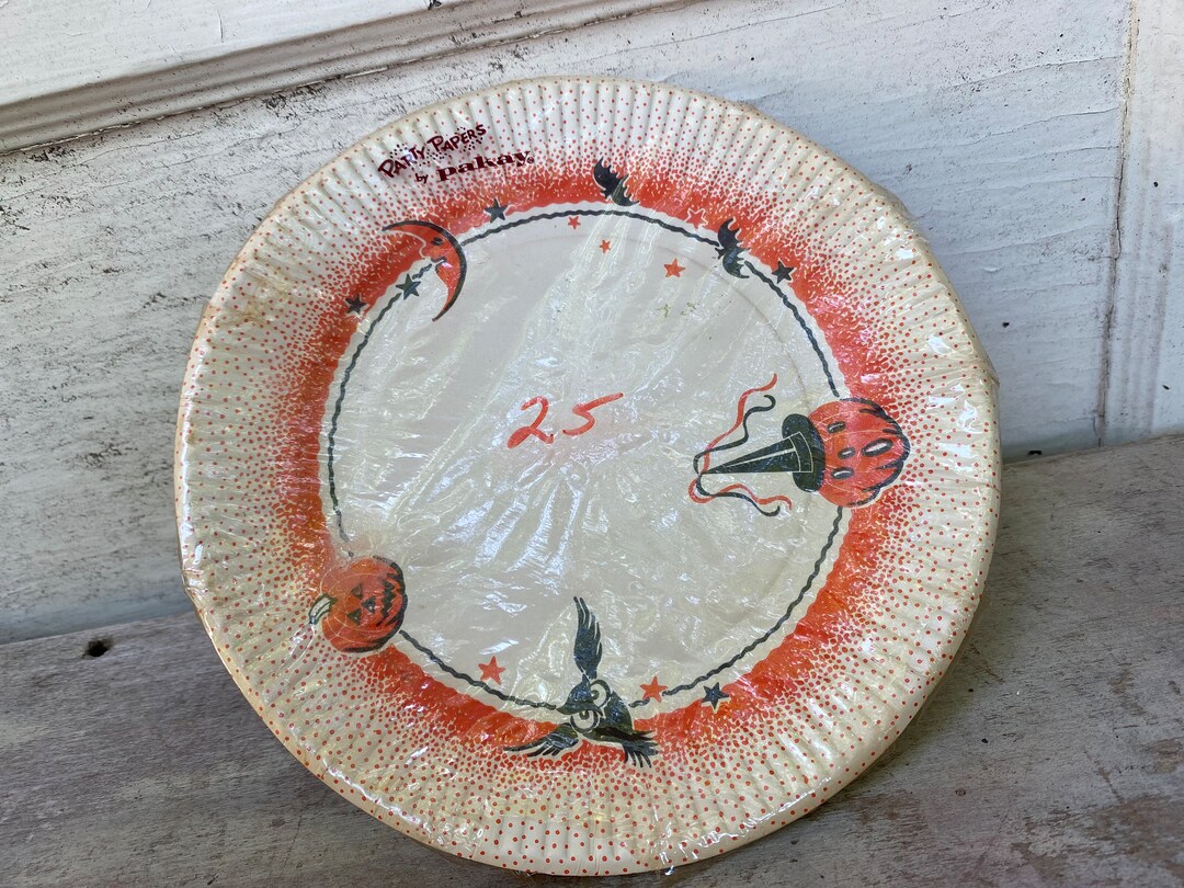 Vintage Halloween Paper Plates, Party Papers by Pakay, JOL, Owl and ...
