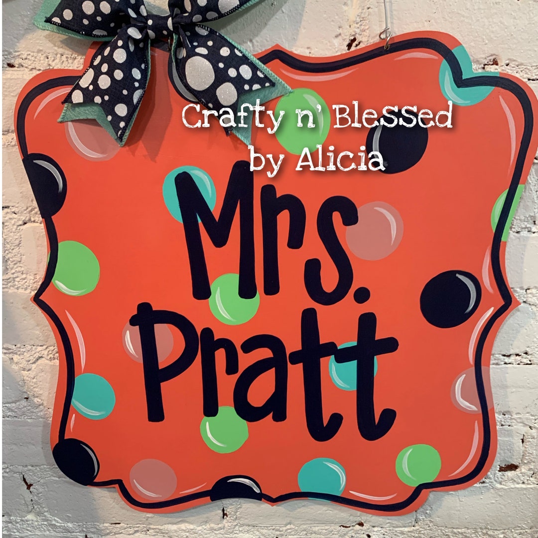 Personalized Polka Dot Plaque Teacher Door Hanger - Etsy