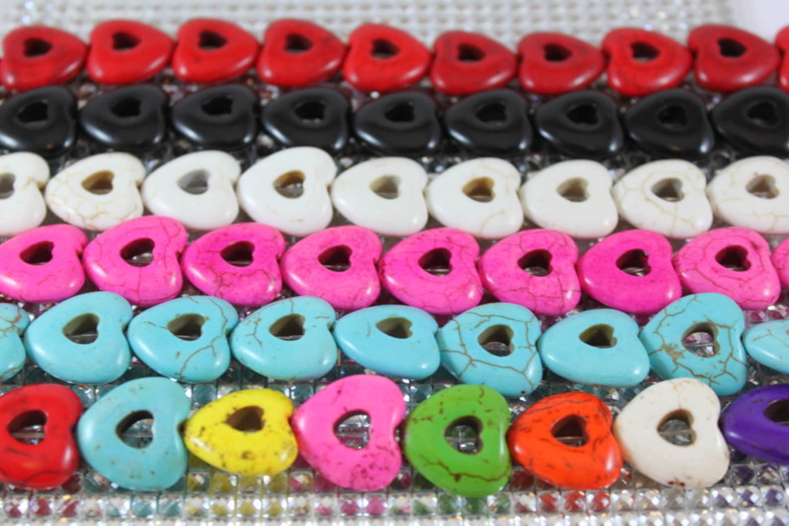 Howlite Heart Beads 20mm - Etsy