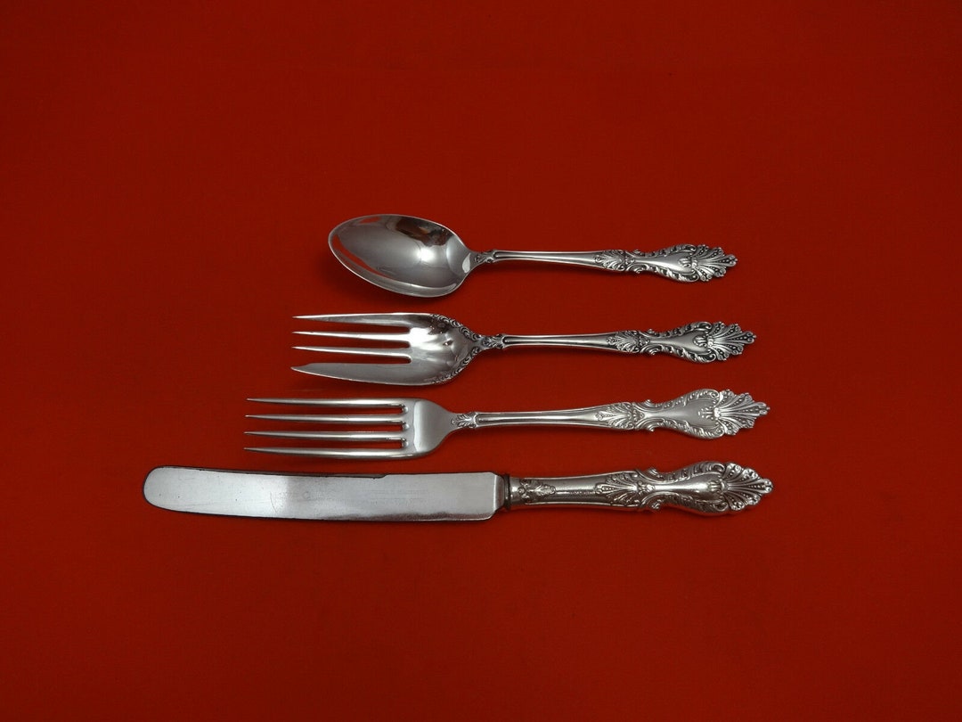 Raphael by Rogers & Hamilton Plate Silverplate Luncheon Settings 4pc - Etsy