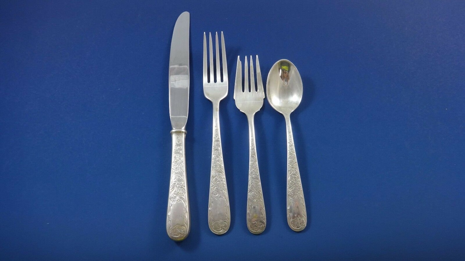 Old Maryland Engraved by Kirk Sterling Silver Flatware Set 12 Service ...