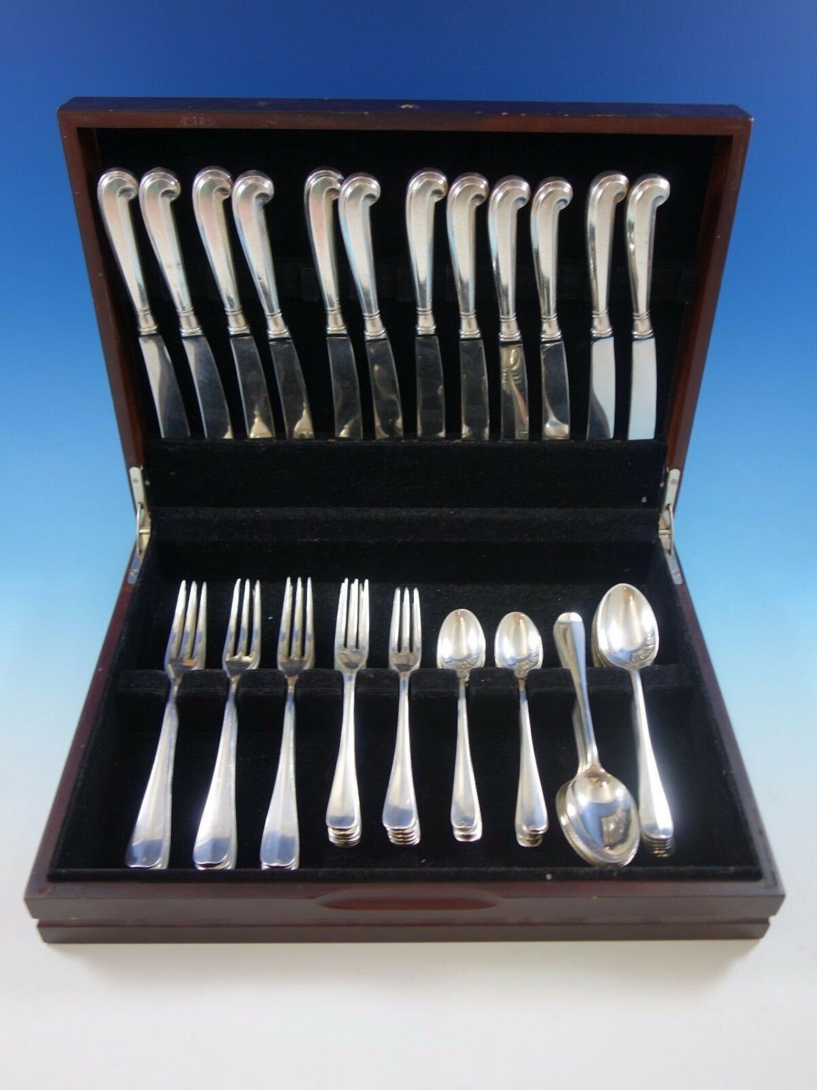 Queen Anne Williamsburg by Stieff Sterling Silver Flatware Set Service ...