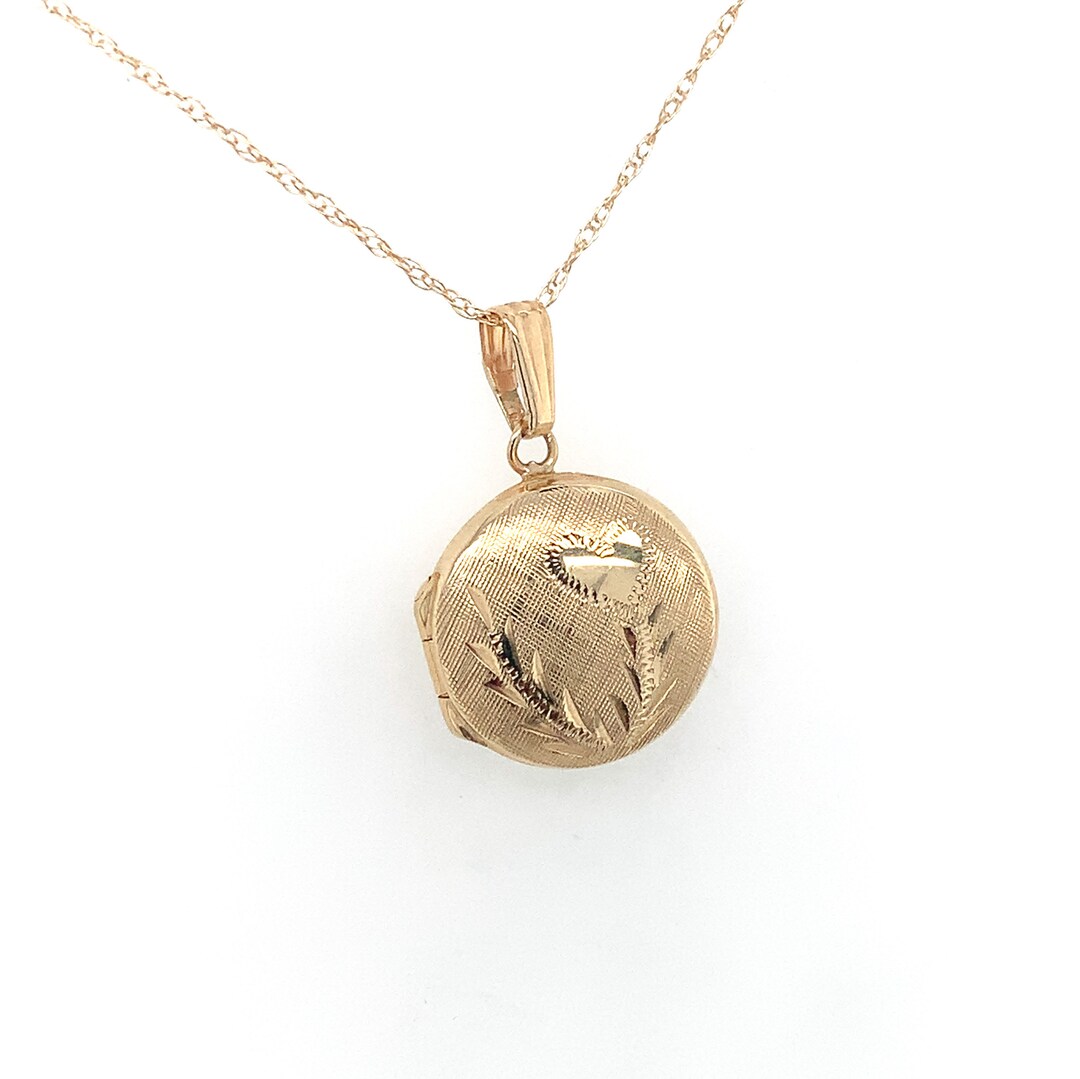14k Yellow Gold Very Small Round Locket With Engraved Heart and Chain ...