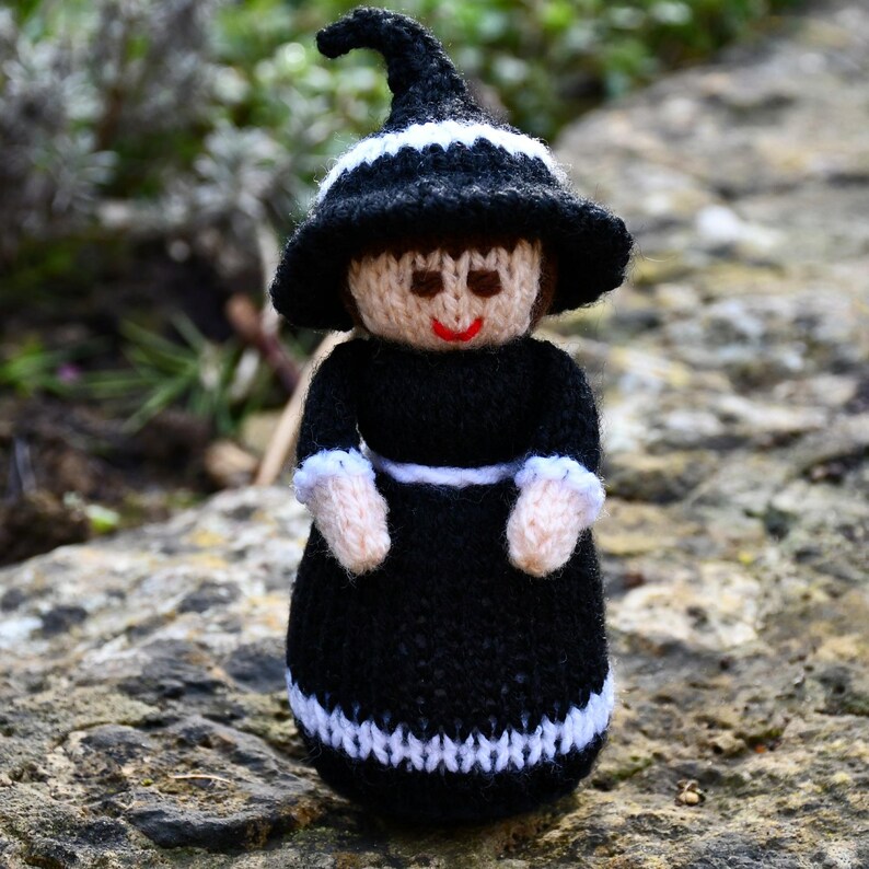 Halloween Witch Doll - Knitting Pattern - Knitted Witch - Halloween ...