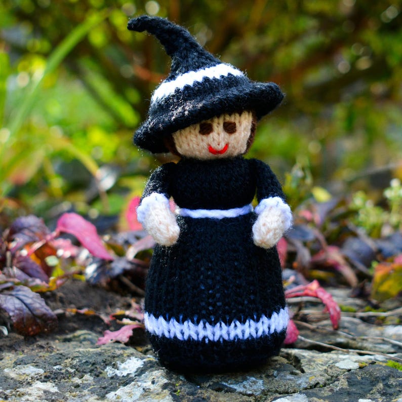Halloween Witch Doll - Knitting Pattern - Knitted Witch - Halloween ...