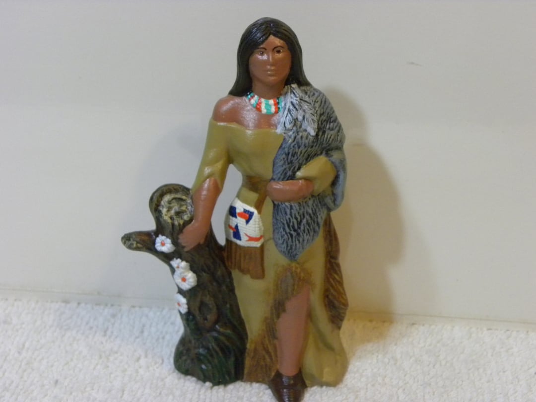 Native American Woman Lady Lakota Tribe Tribal Ceremony Indigenous ...