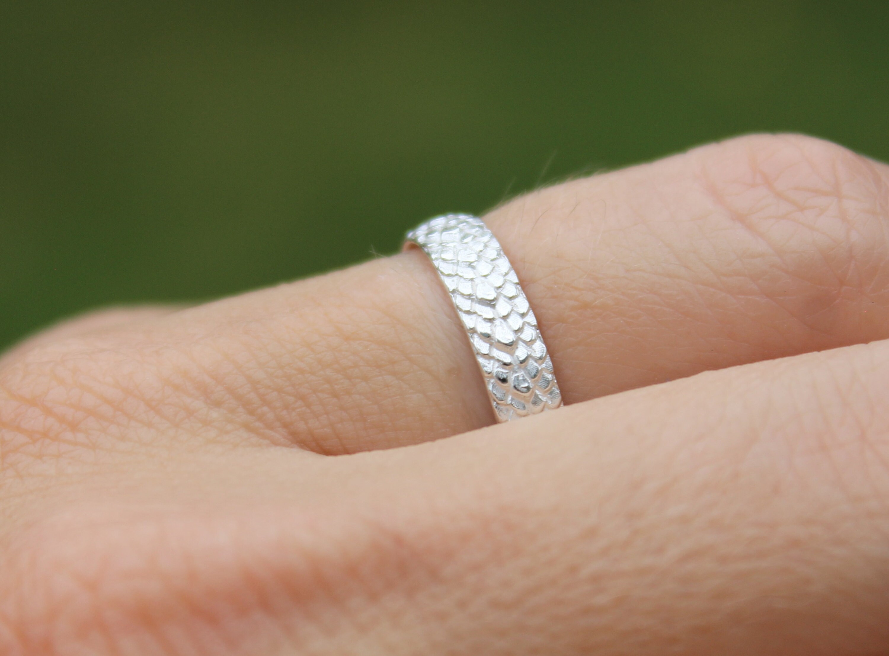 Sterling Silver Patterned Band // Engravable Ring // Thick | Etsy