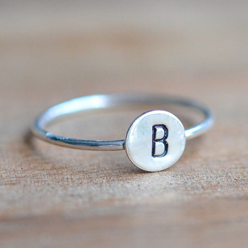 Gold Initial Ring // 14k Gold Filled Letter Ring // Initial - Etsy