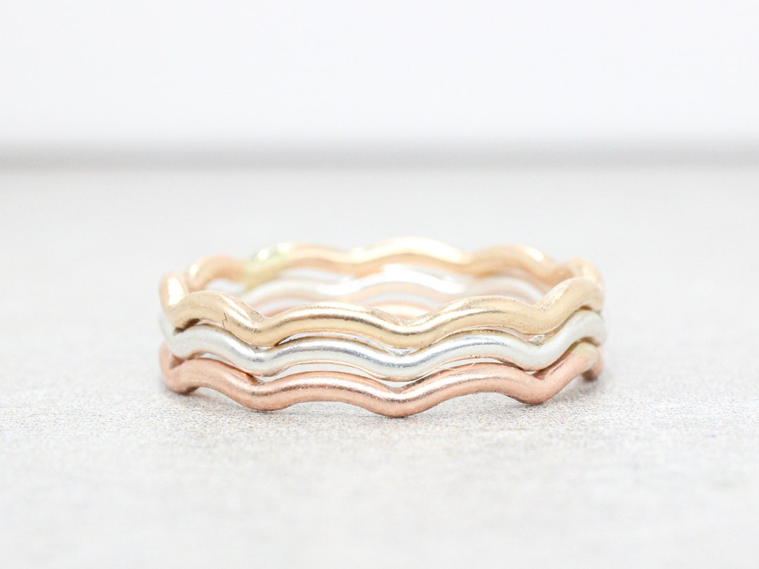 Wavy Stacking Ring // Silver Gold and Rose Gold Stackable Wave Rings // Minimalist Rings ...