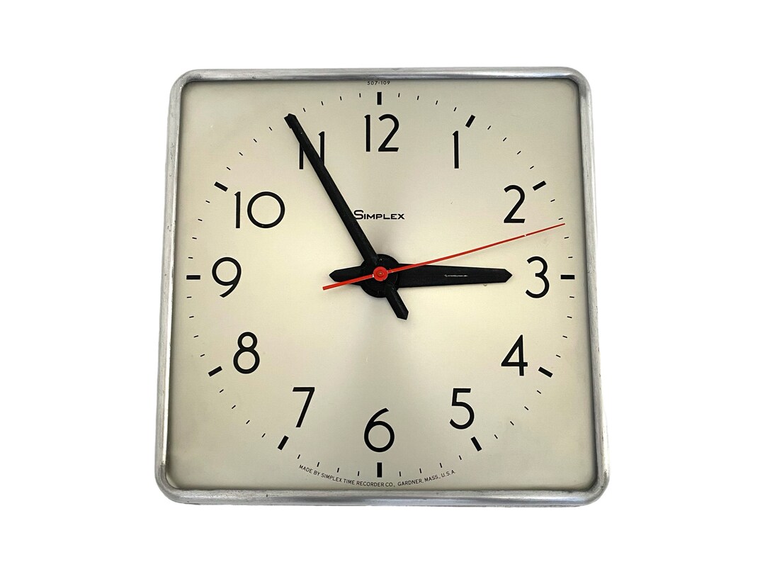 Vintage // Kitchen Wall Clock, MCM Industrial Simplex Wall-mounted ...