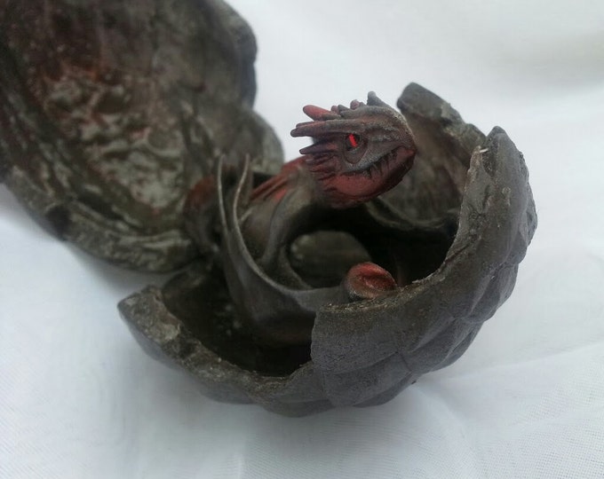 Crimson Baby Dragon Ring - Dragon Egg Ring Set - Etsy
