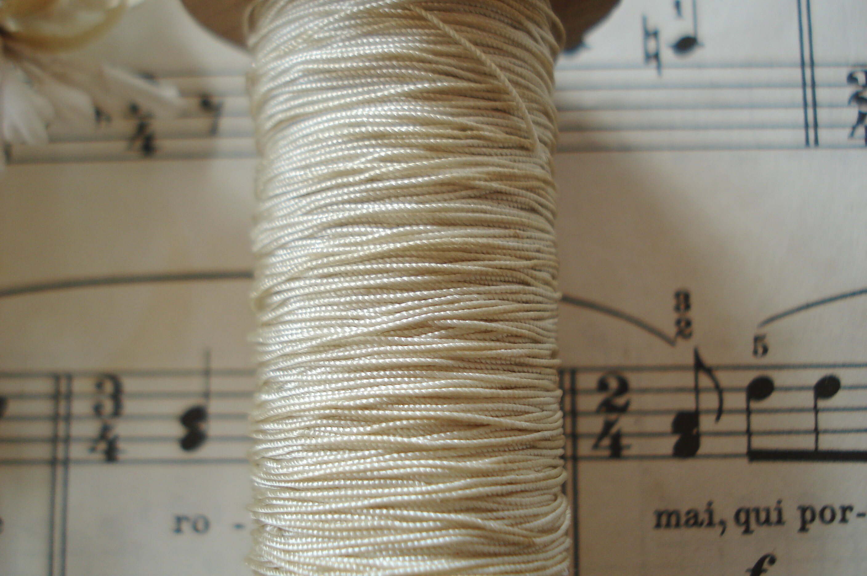 Vintage Wood Spool Soft Ivory Rayon Twist Thread Hand Sewing | Etsy