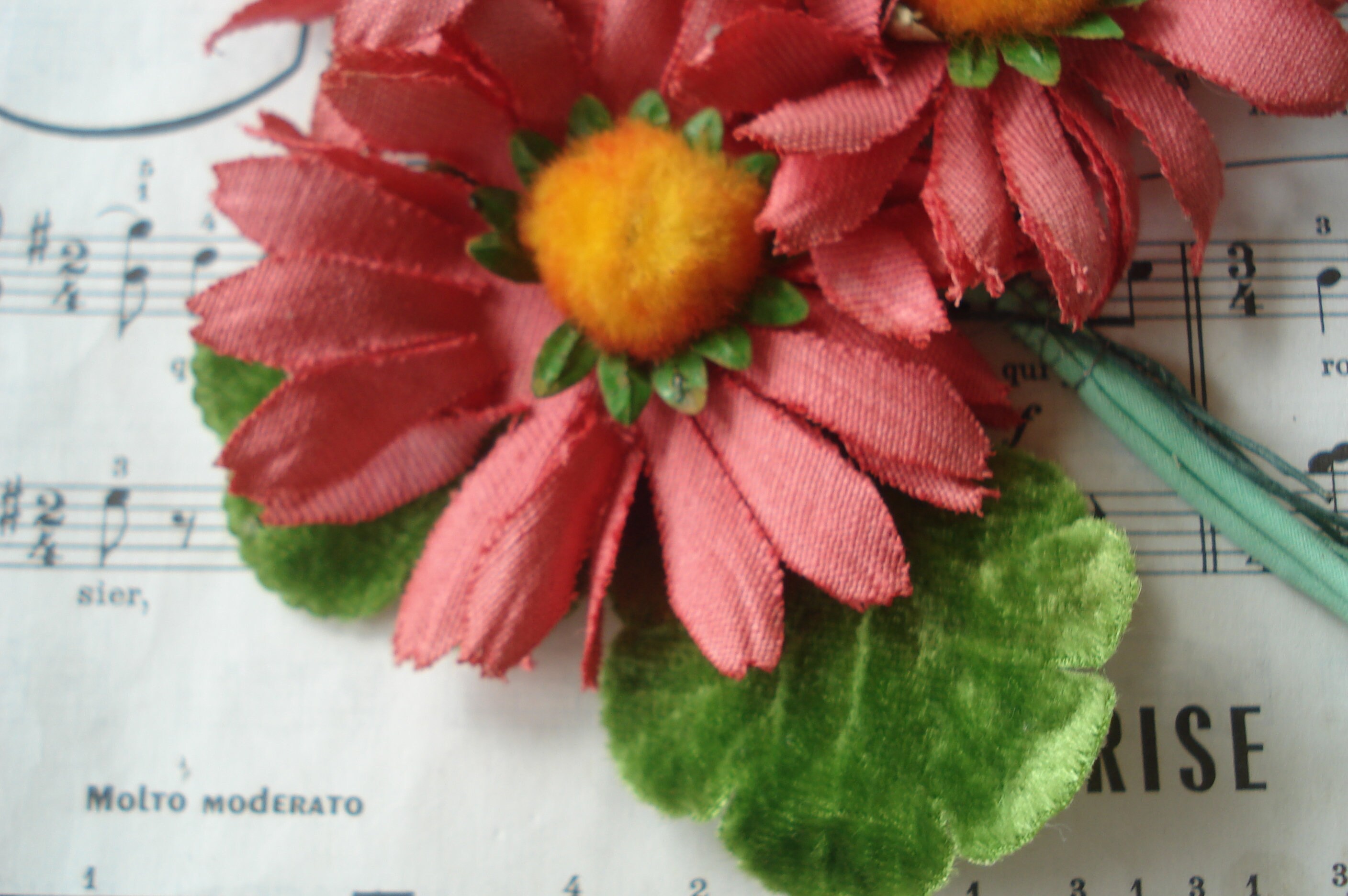 Vintage Muted Coral Red Daisy Flower Millinery Cloth Velvet | Etsy