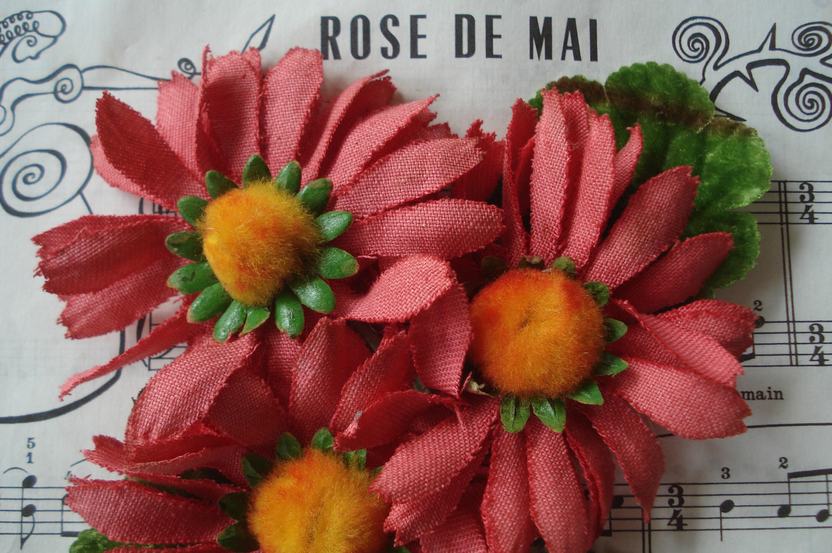 Vintage Muted Coral Red Daisy Flower Millinery Cloth Velvet | Etsy