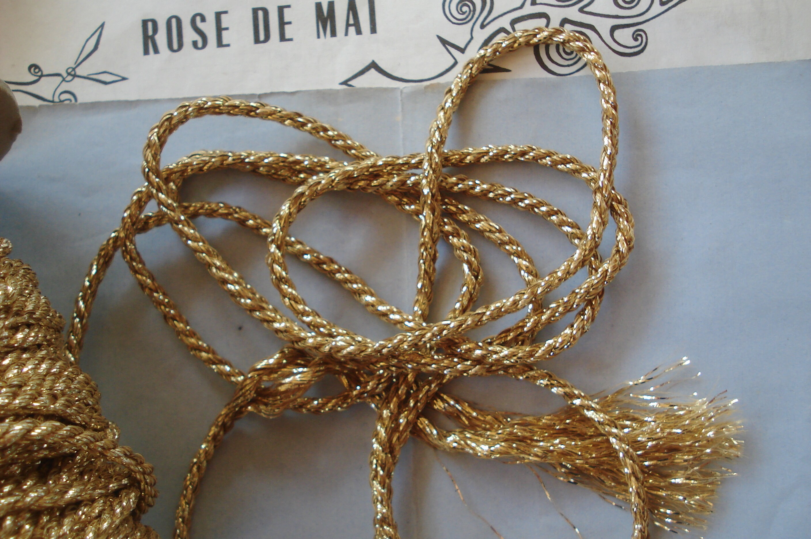 1y Vintage German 1/8 Sparkly Gold Lurex Tinsel Rope | Etsy