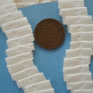 1y Soft White 5/8 Pleated Ruffle Gathered Ric Rac Sawtooth Grosgrain Petersham Vintage Millinery ...