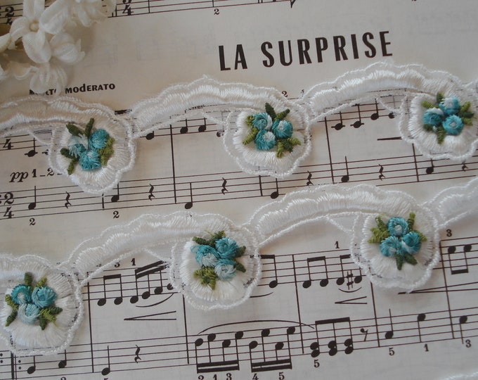 1y Vintage Ombre Blue Venise Schiffli Flowers Scrolly Garland - Etsy