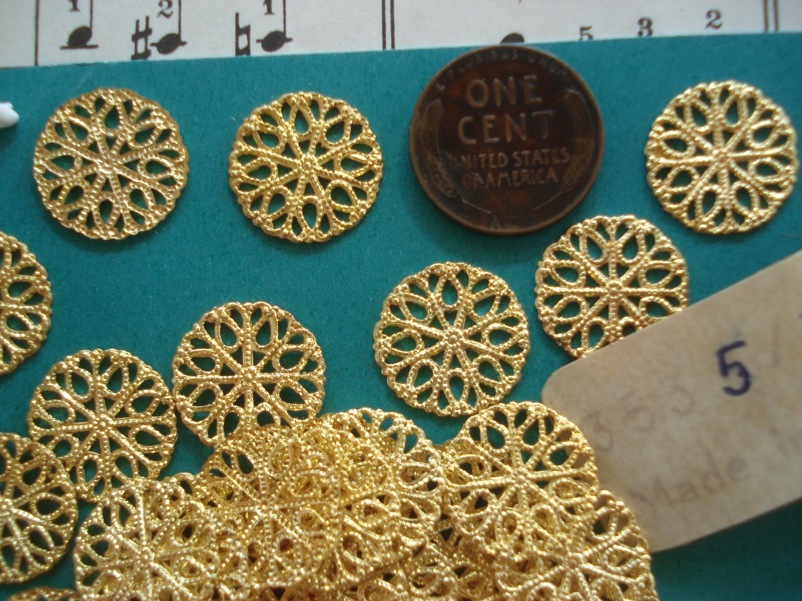 4 Pcs Vintage German Gold Round Metal Filigree Stampings - Etsy