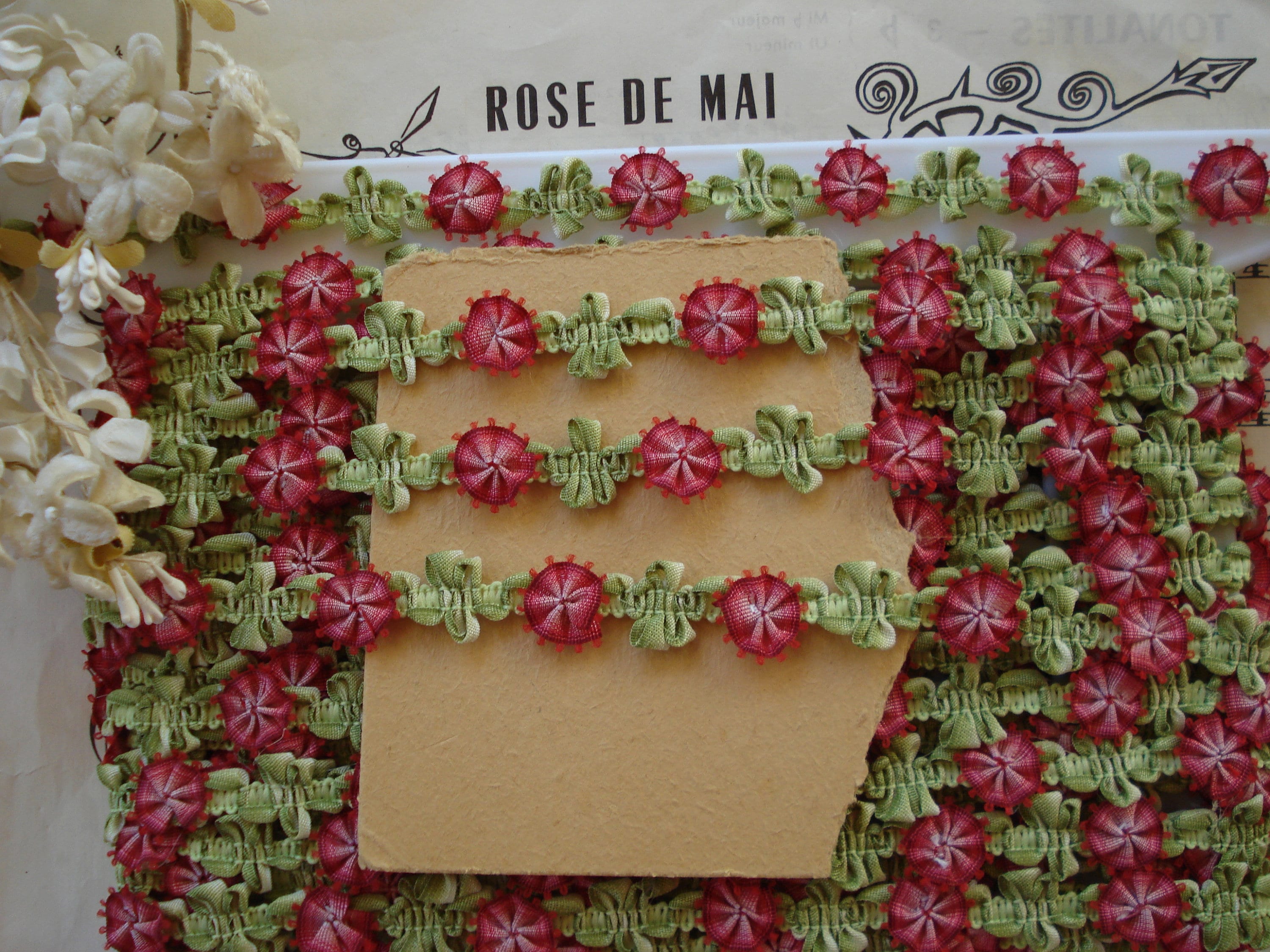 27" Ombre Deep Raspberry Pink Green French Style Rococo Rosette Ribbon ...