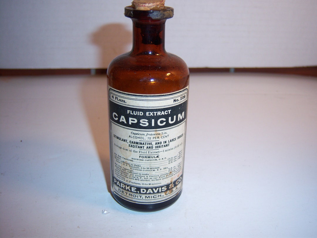 BW 1920's Parke Davis & Co Detroit, Mich Capsicum Medicine Druggist ...