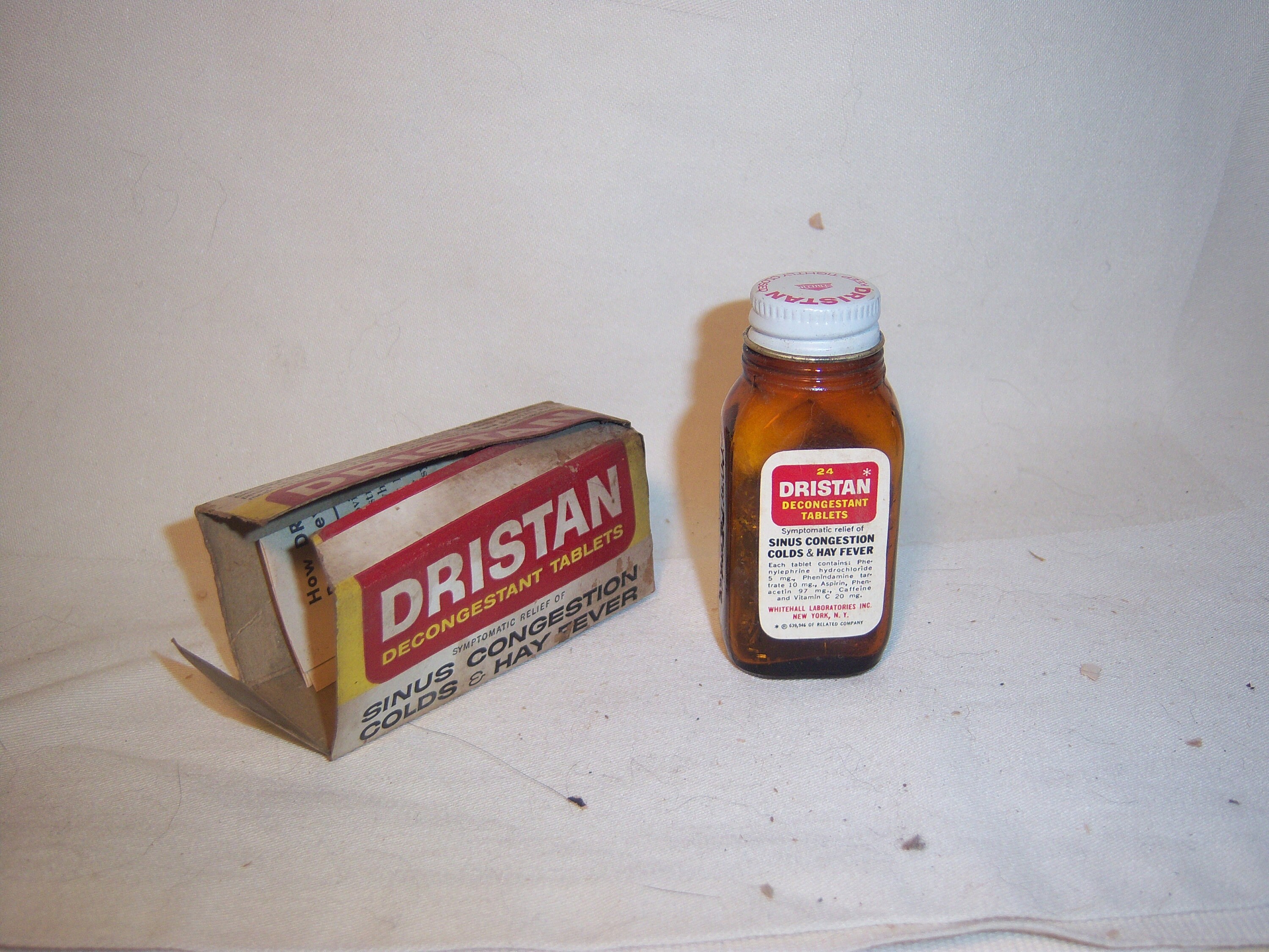 1950 s Dristan Decongestant Tablets Whitehall Laboratories Amber 2 3 4 Inch Tall Amber Druggist Pharmacy Medicine Bottle Paper Label Etsy Australia