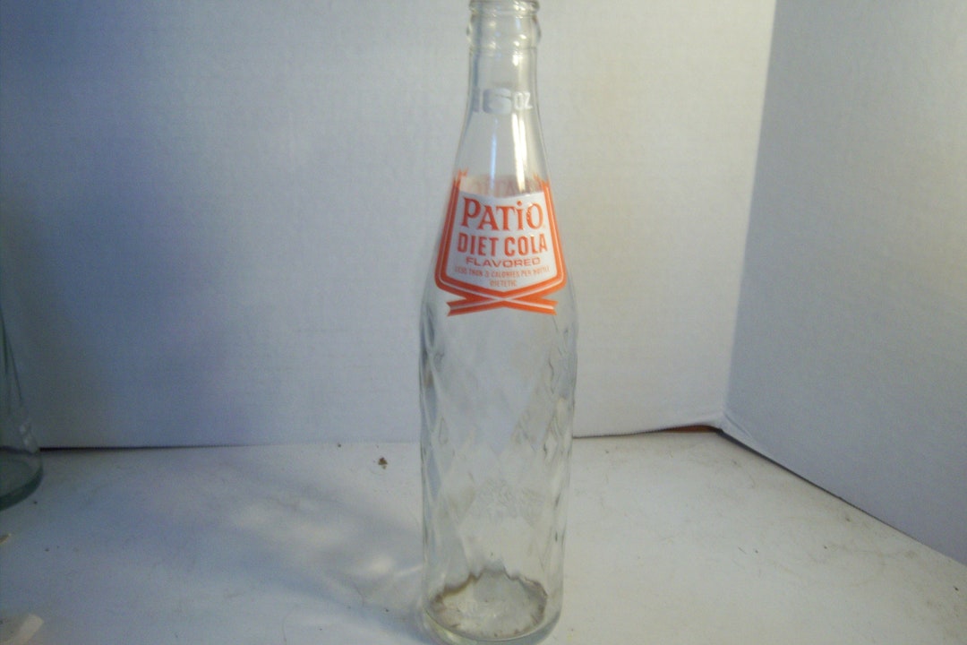 1963 Patio Diet Cola Pepsi Cola Company 16 Fl Oz Clear 11 Inch ACL Pyro ...