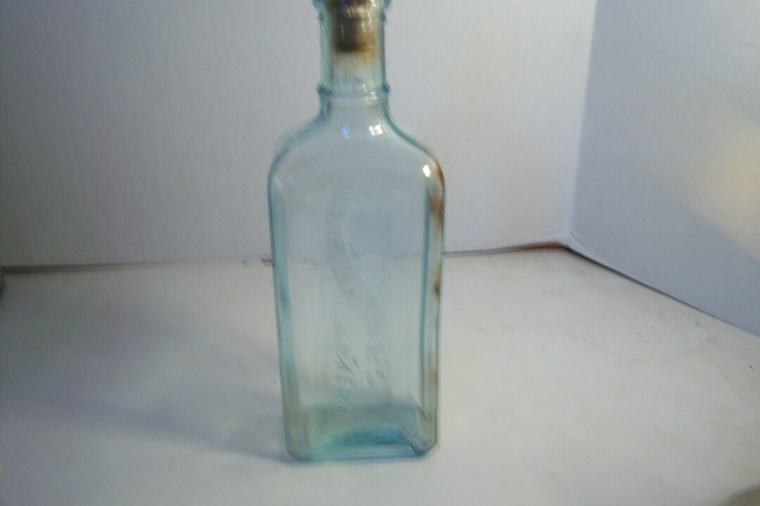 1890's Cooper's New Discovery Dayton Ohio Aqua 8 7/8 Inch Tall Medicine ...