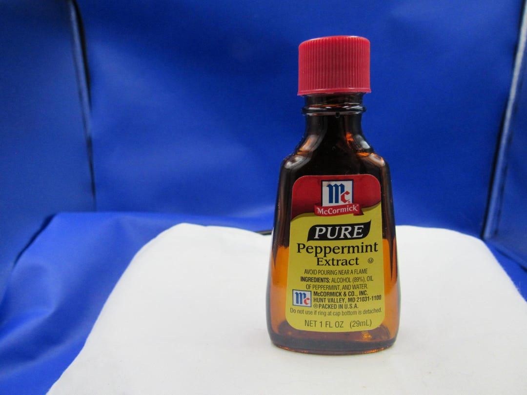 JG1 - 1990's Mccormick Peppermint Extract Hunt Valley MD 3 7/8 Inch ...