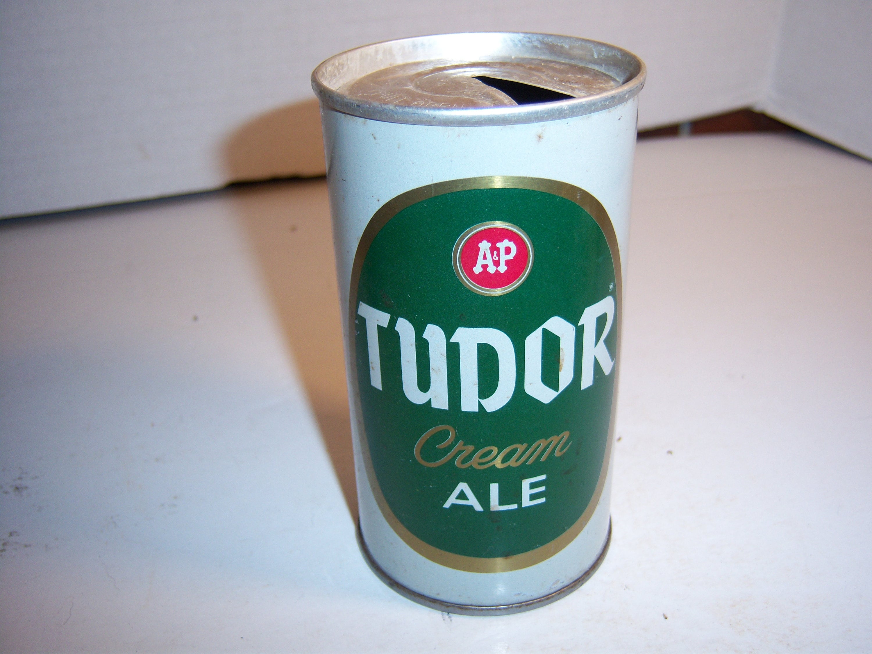 RS 1970's A&P Tudor Ale 12oz Pull Tab Steel Beer Can Breweriana ...