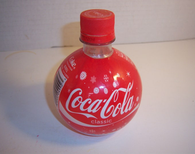 2007 Coca Cola Christmas Santa Claus Guillermo Mexico Paper Label Clear ...