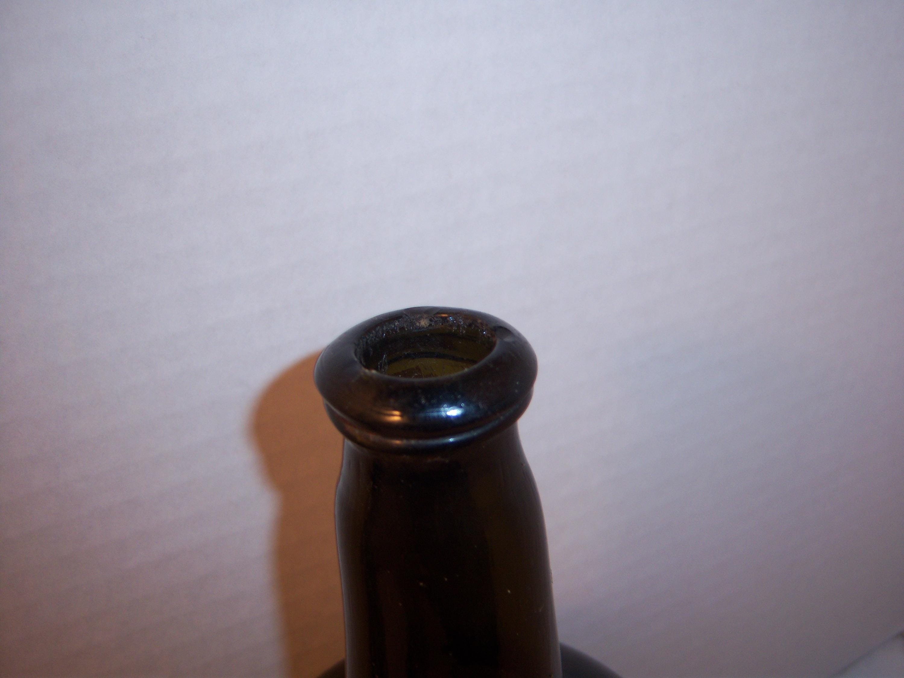 MI2 - 1750-1780's 9 1/2 Inch Tall Mallet Style Pontiled Black Glass Ale ...