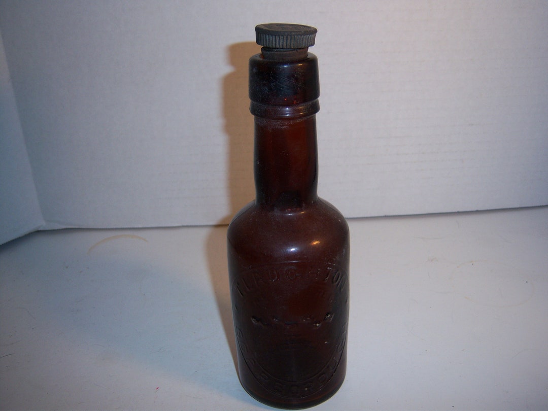LB - 1930's Amber T Laughton Scarborough England Mineral Water Soda ...