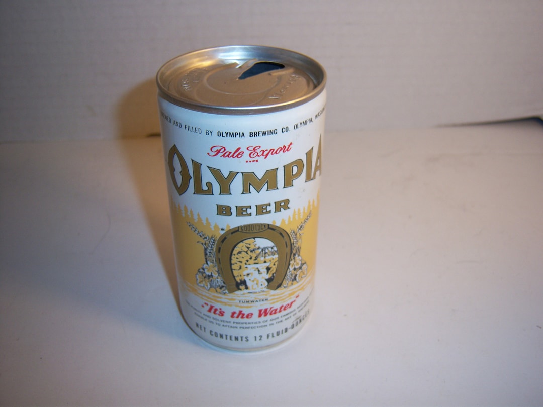 KN 1970-80's Olympia Pale Export Beer Olympia Wash All Aluminum 12 Oz ...