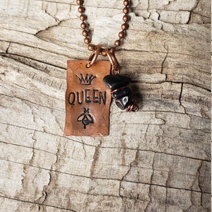 Queen Bee Necklace - Etsy