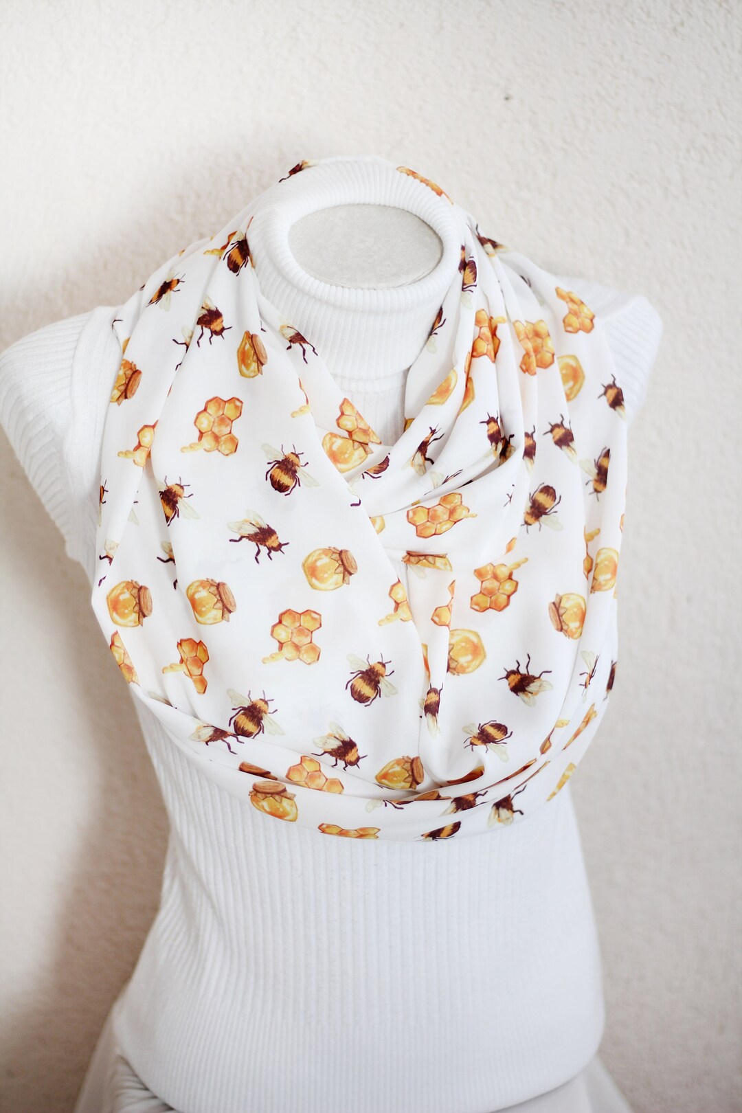 Bee Scarf for Women, Bumble Bee Gifts Ideas - Etsy