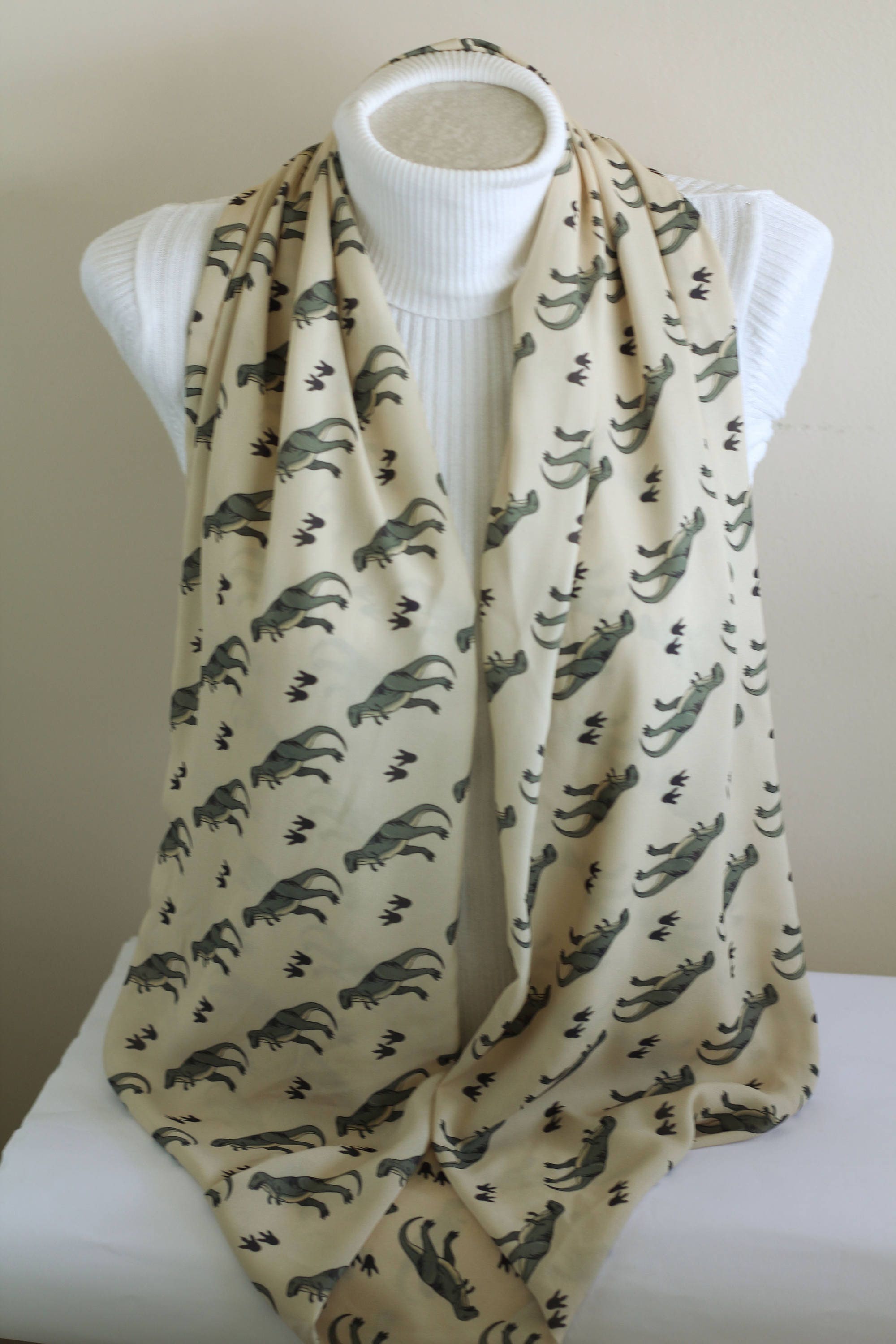 Dinosaur Scarf, T-rex Scarf - Dinosaur Fossil Infinity Scarf Dinosaur ...