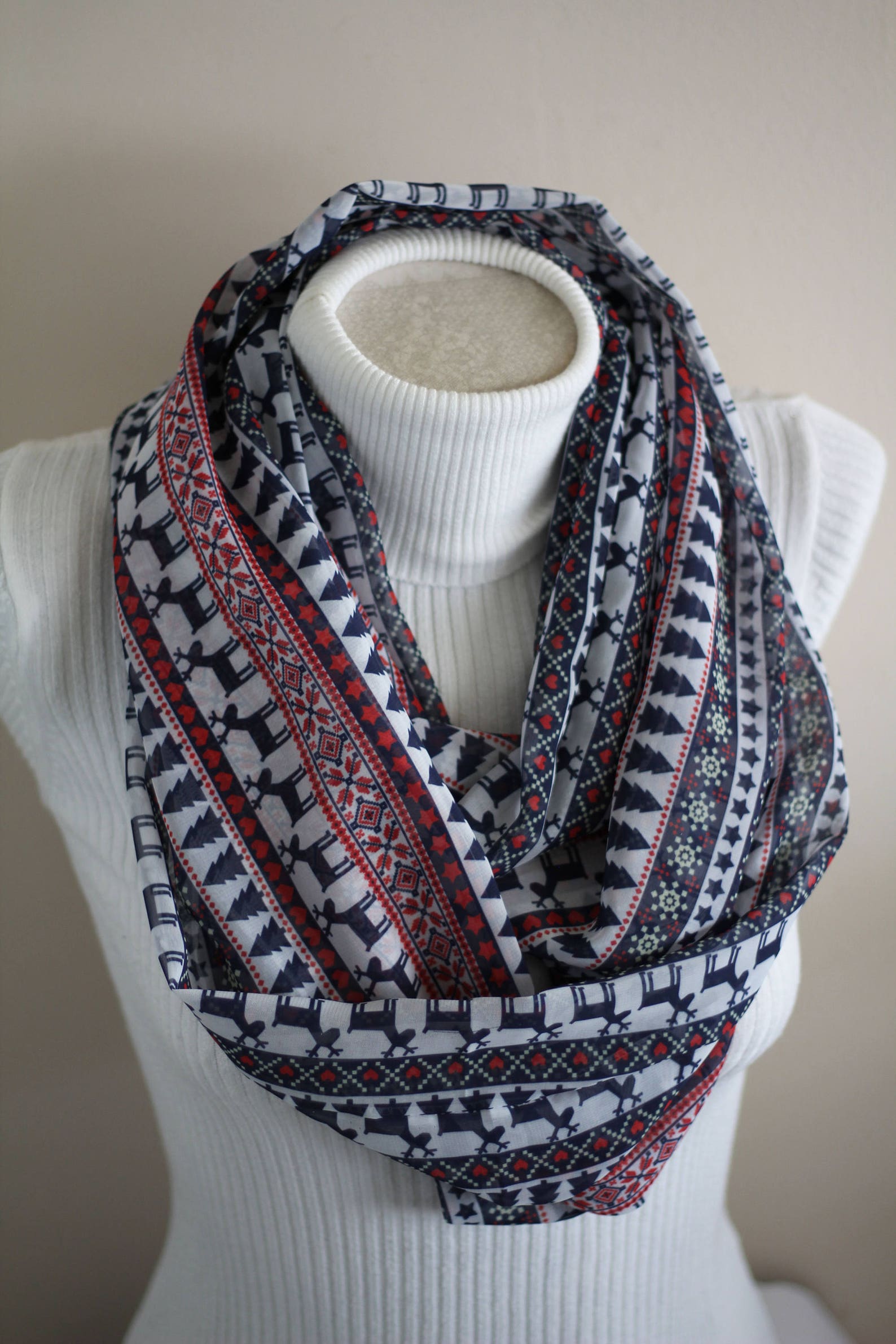 Deer Scarf Christmas Scarf Nordic Scarf Deer Infinity - Etsy