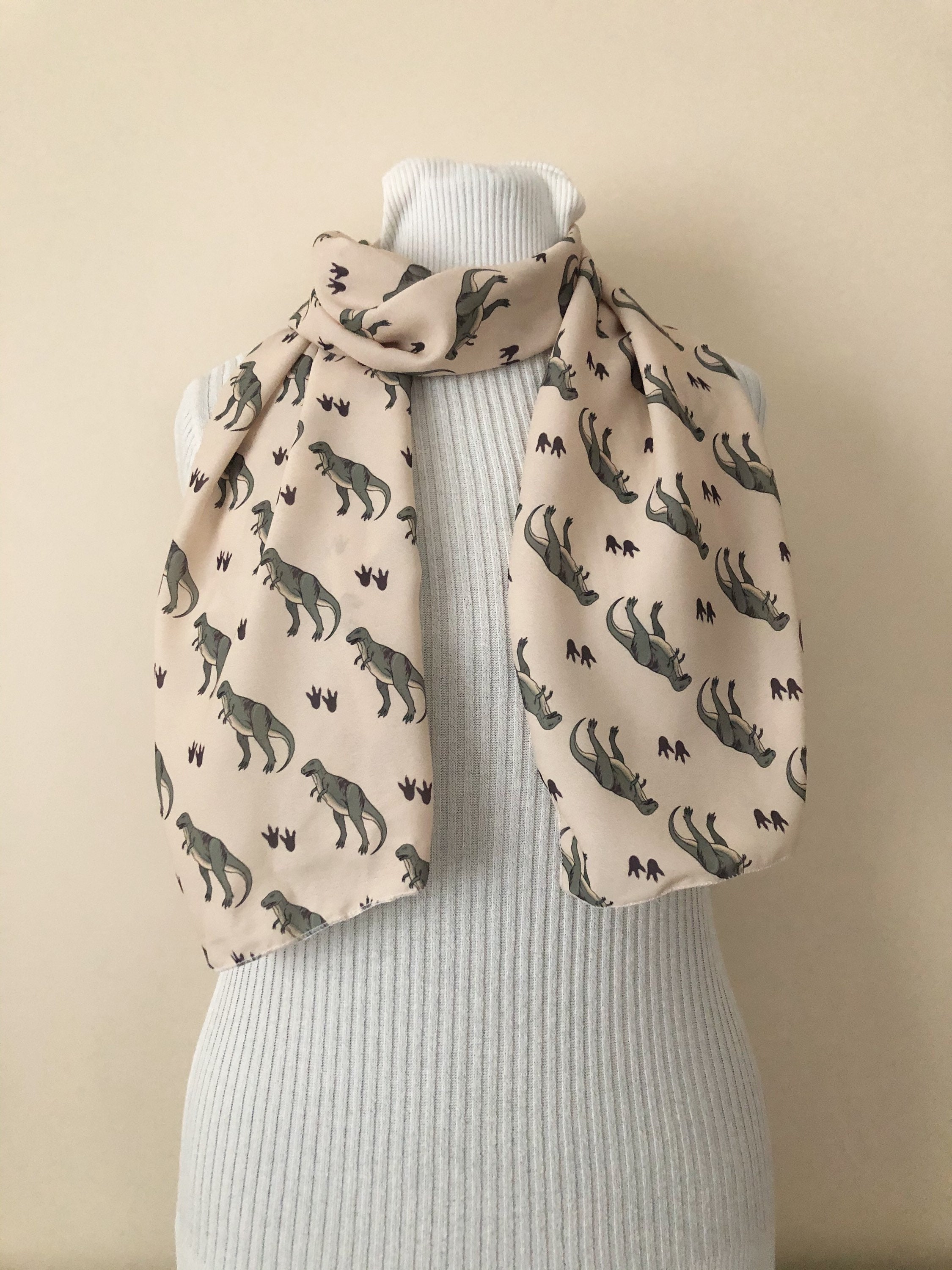 Dinosaur Scarf, T-rex Scarf - Dinosaur Fossil Infinity Scarf Dinosaur ...