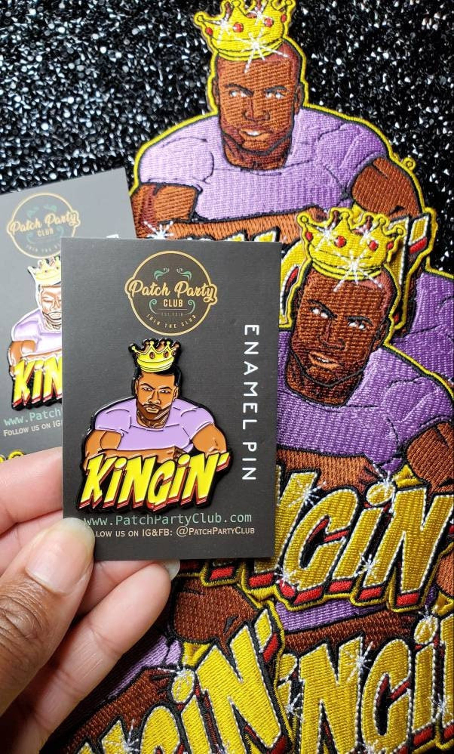 Cool Enamel Pin for Men, kingin Exclusive Lapel Pin, Black King Pin ...