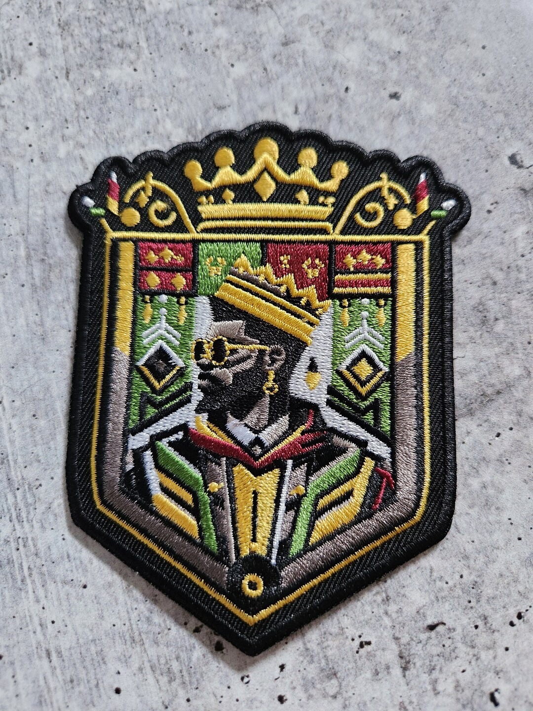 Heraldic Patch,(1-pc) "monarch's Reign" Embroidered Patch: the Black ...