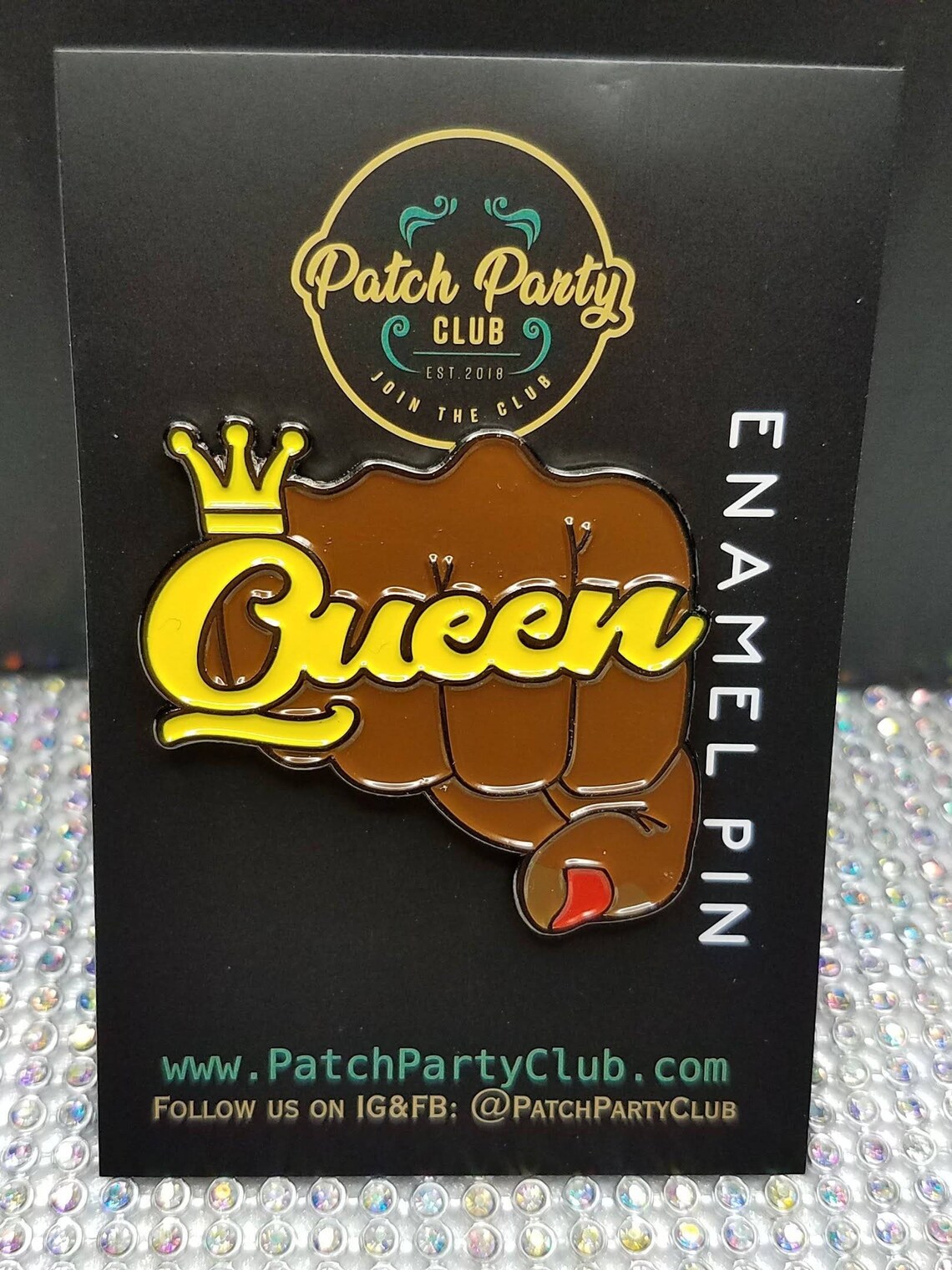 Pin Feminist Enamel Pin queen Fist With Crown - Etsy