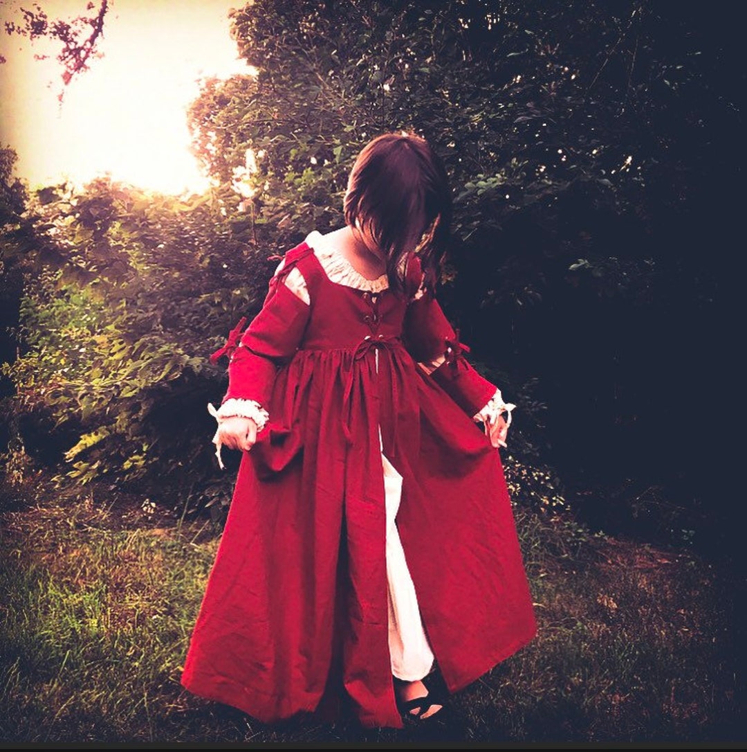 Girls Renaissance Dress, Girls Chemise, Medieval Renaissance Gown ...